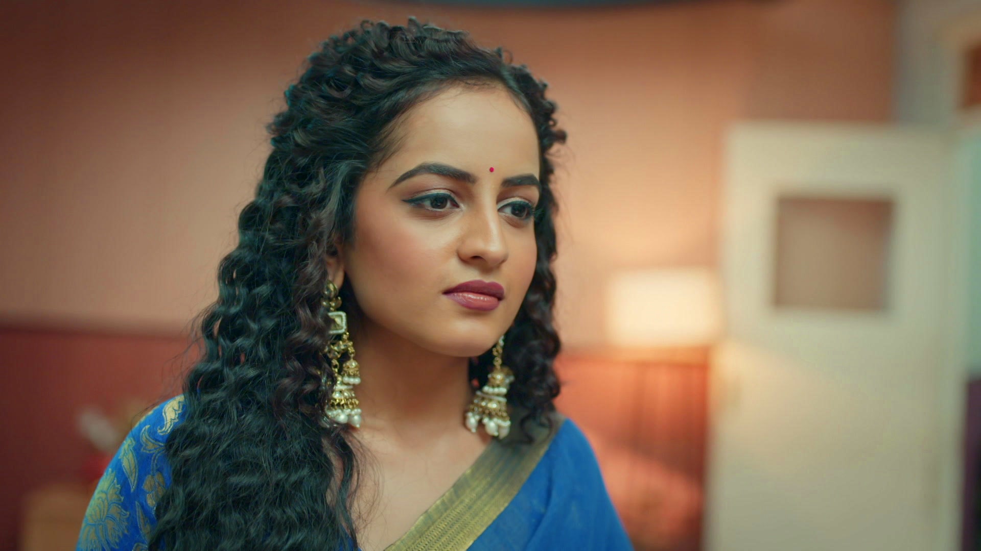 Watch Pocket Mein Aasman Episode 117 on JioHotstar