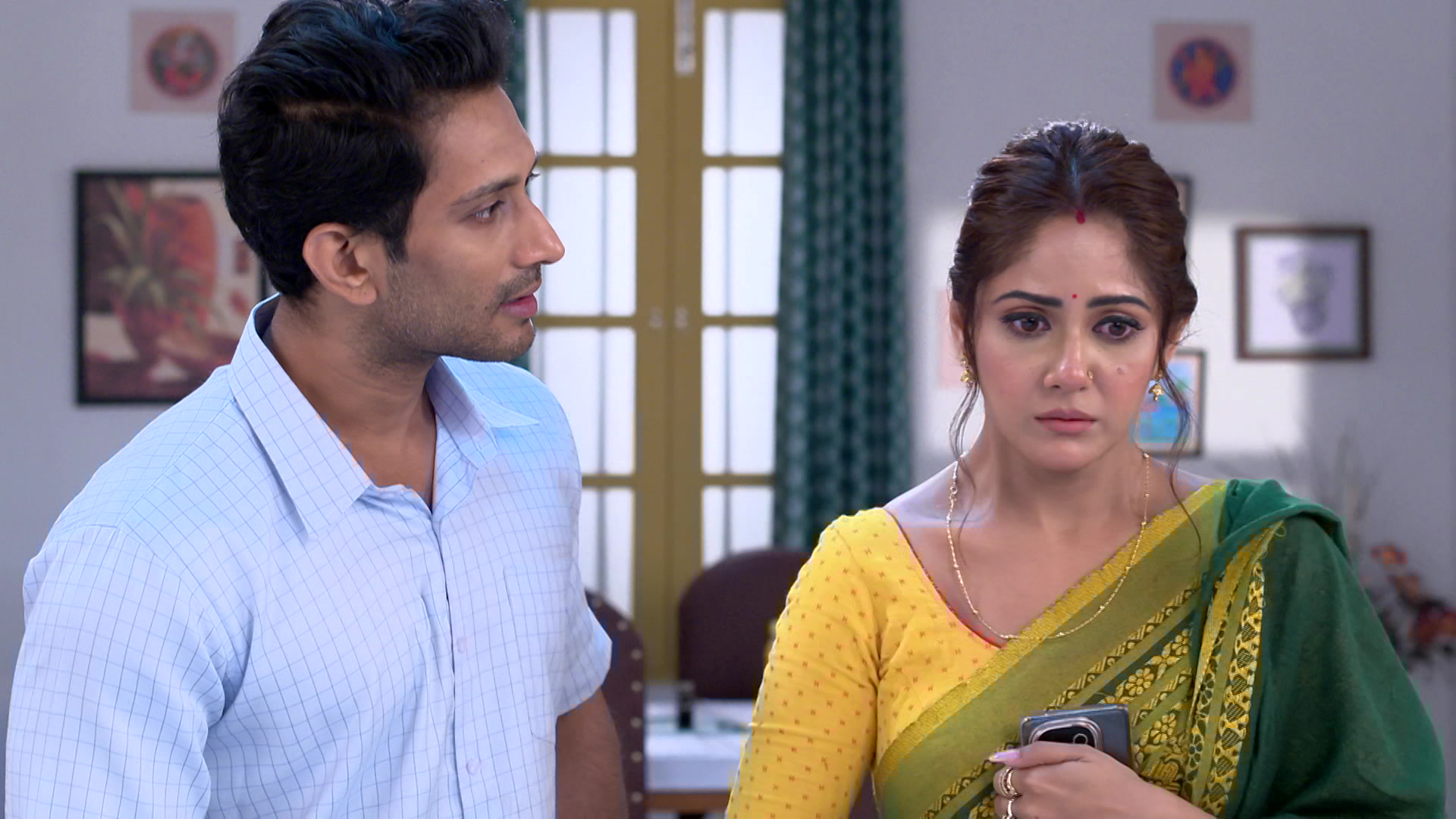 Watch Parashuram - Ajker Nayok Episode 22 on JioHotstar