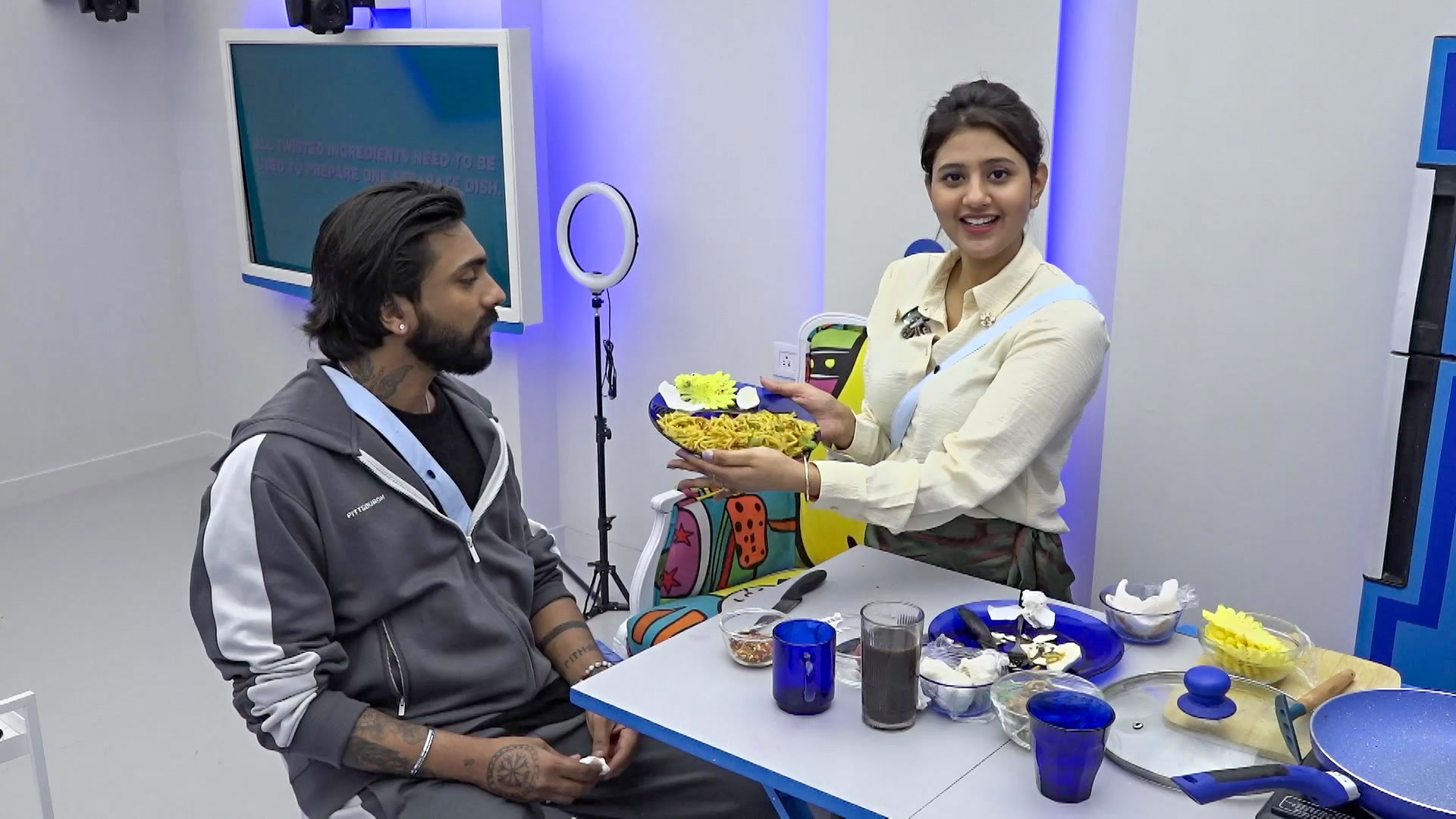 Hakka Nahi, Hakka-Bakka Noodles - JioHotstar