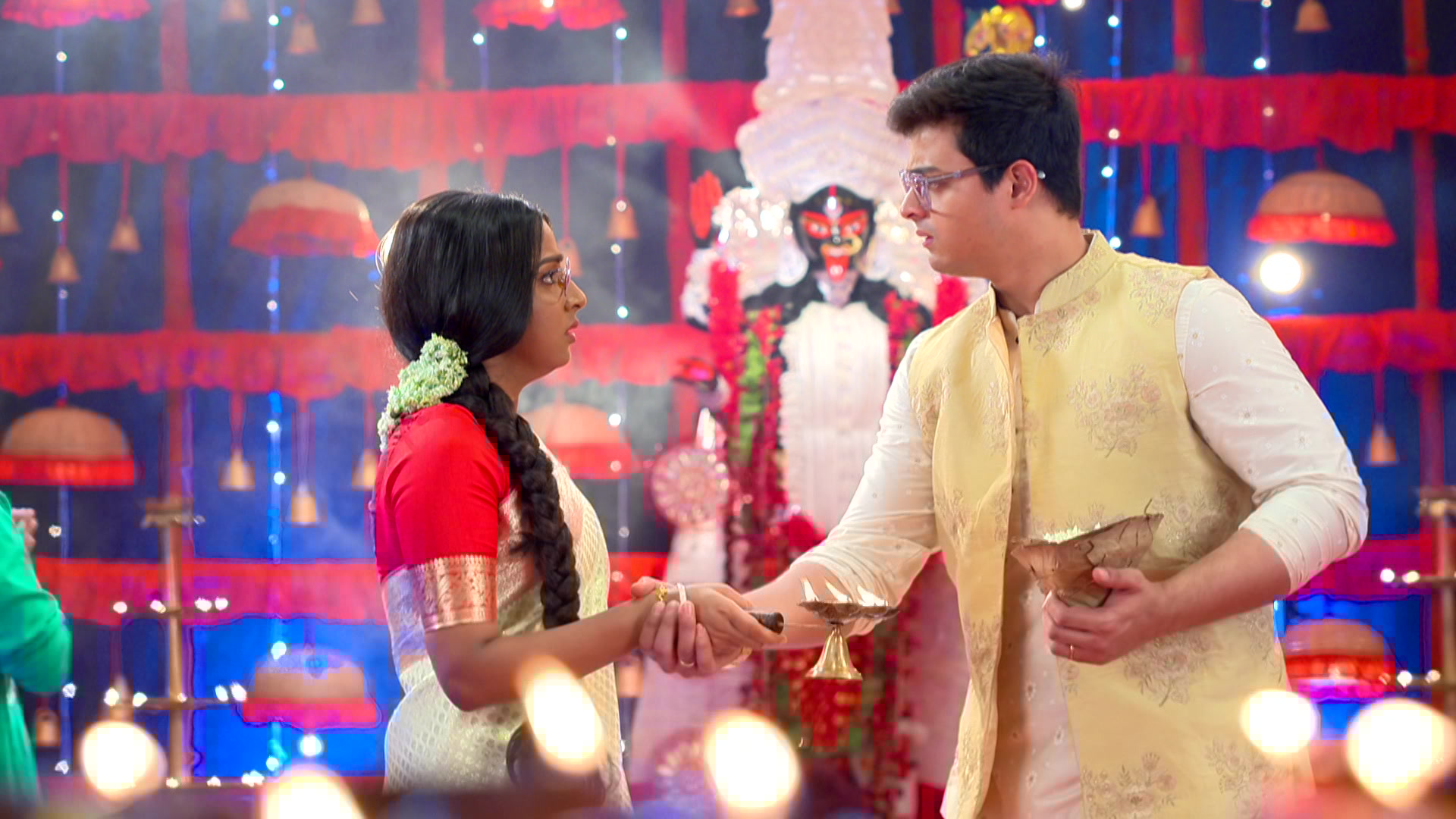 Stream Will Surjyo Reunite with Deepa? Season 1 Episode 860 – Will Surjyo Reunite with Deepa? on ...