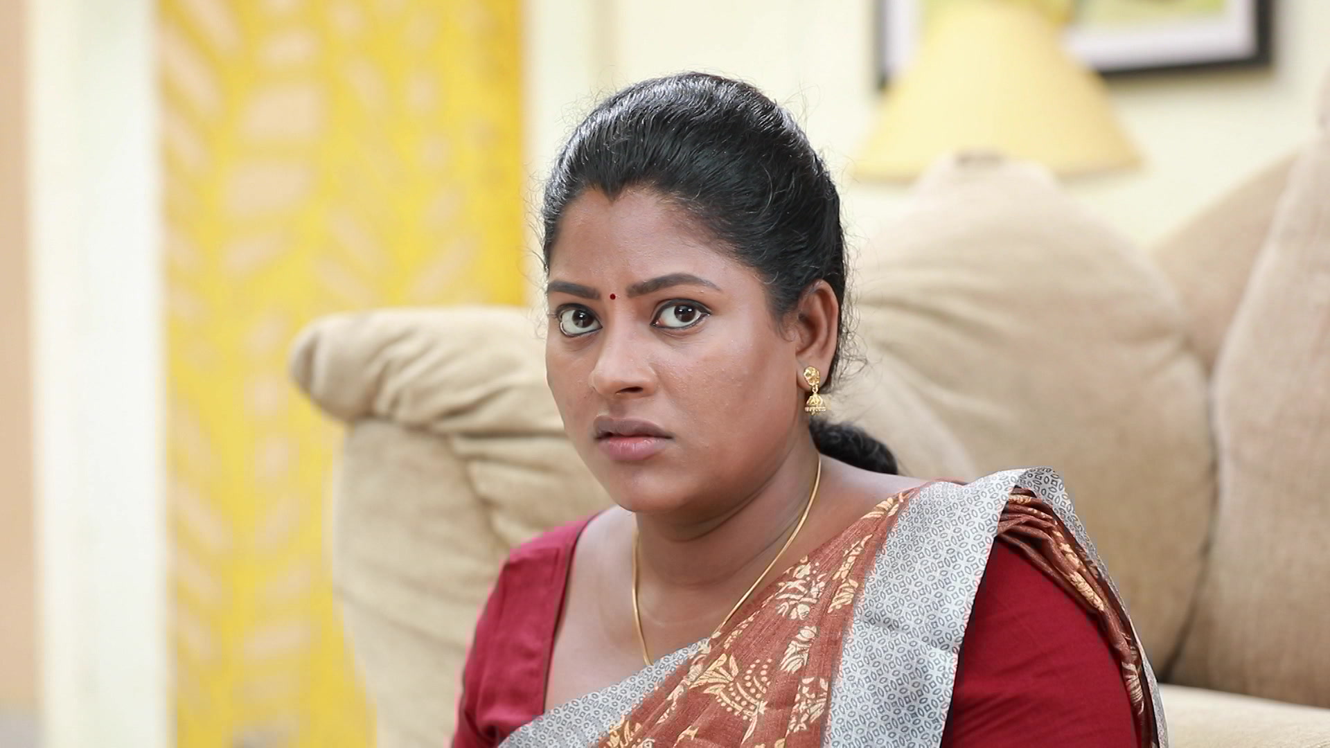 Watch Barathi Kannamma 2 S1 Episode 641 on JioHotstar