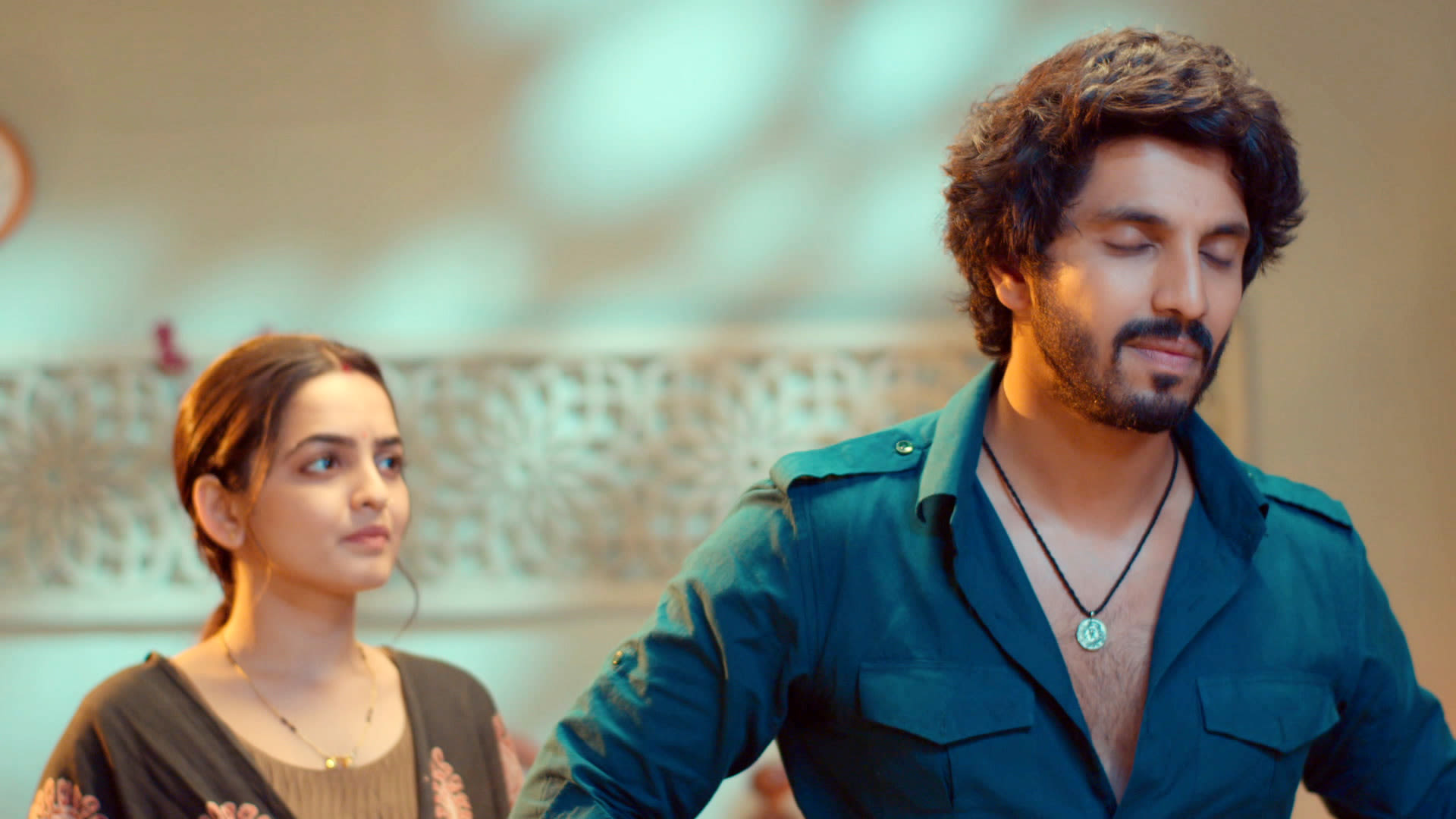 Watch Udne Ki Aasha Episode 210 on JioHotstar