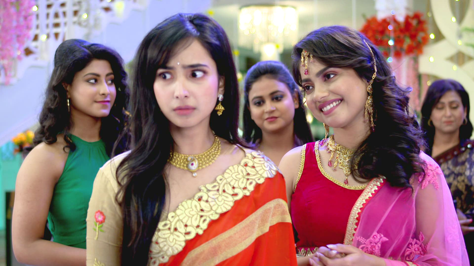 Watch Mon Phagun Episode 213 on JioHotstar