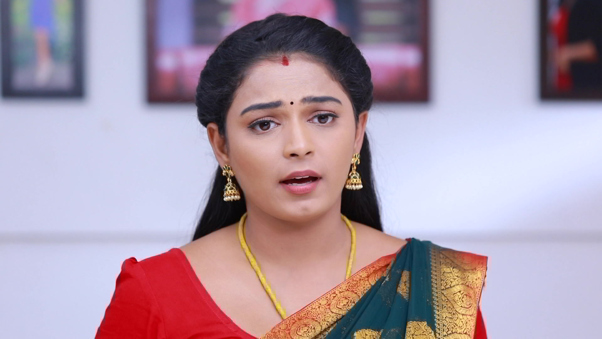 Stream Hasini Helps Muthupandi, Jilebi Season 1 Episode 417 – Hasini ...