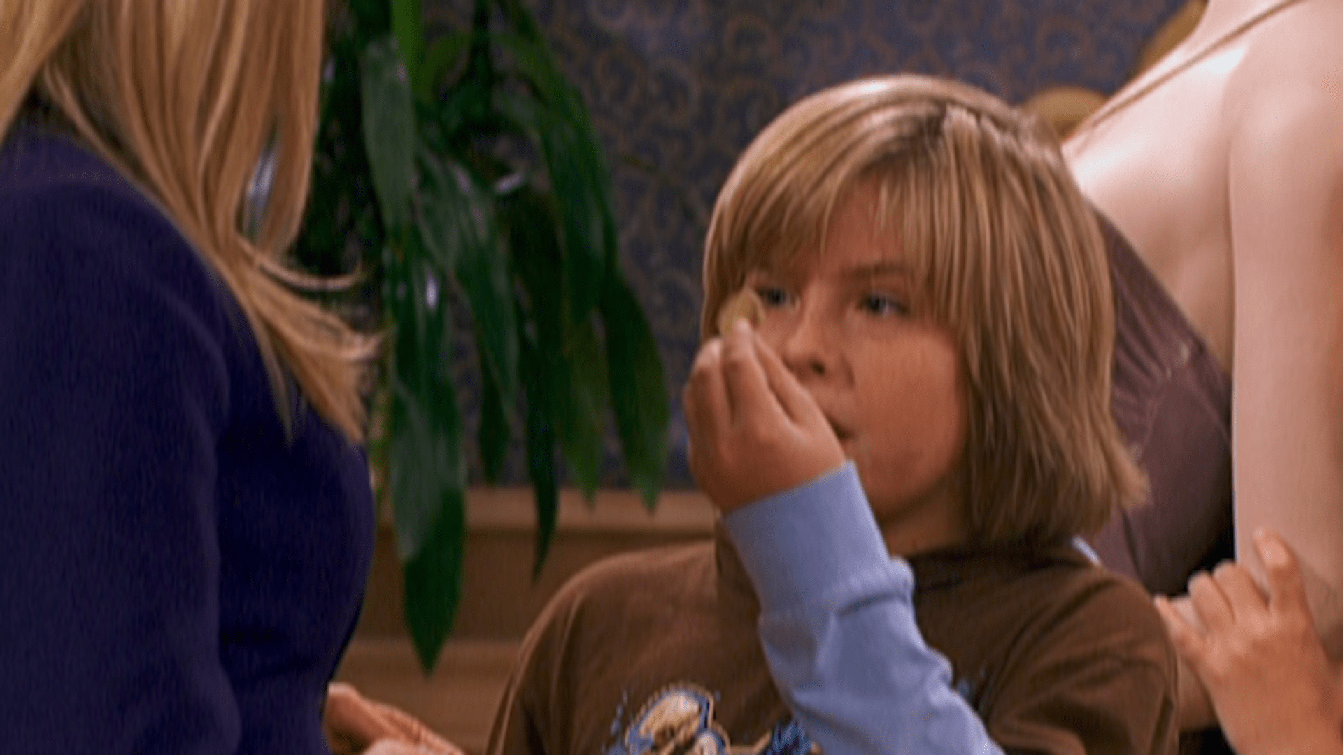 Watch החיים היפים של זאק וקודי S2 Episode 10 on Disney+ Israel ...