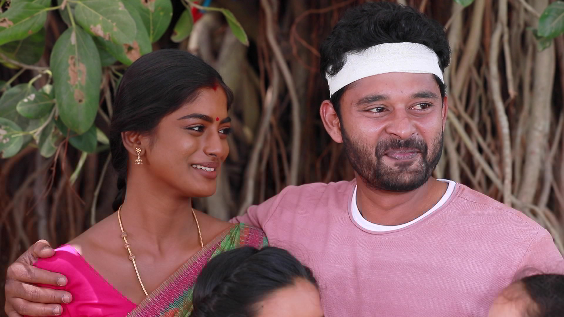 Watch Barathi Kannamma 2 Episode 1030 on JioHotstar