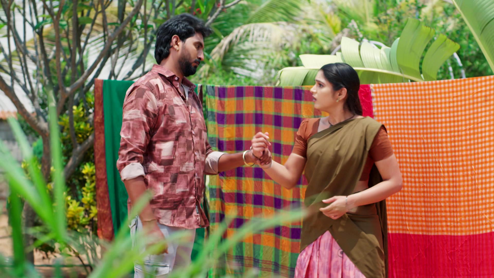 Watch Bhanumathi S1 Episode 38 on JioHotstar