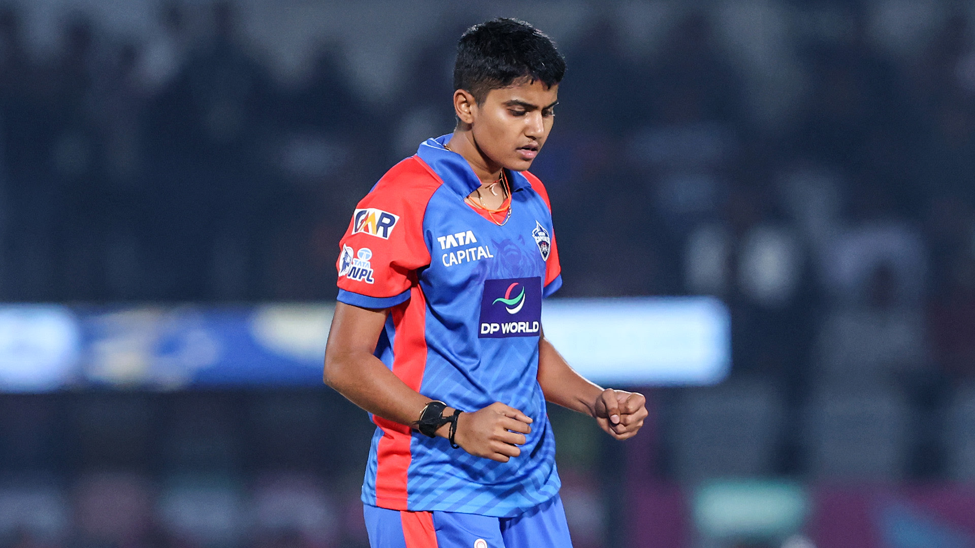 Sree Charani's 3/33 vs MI