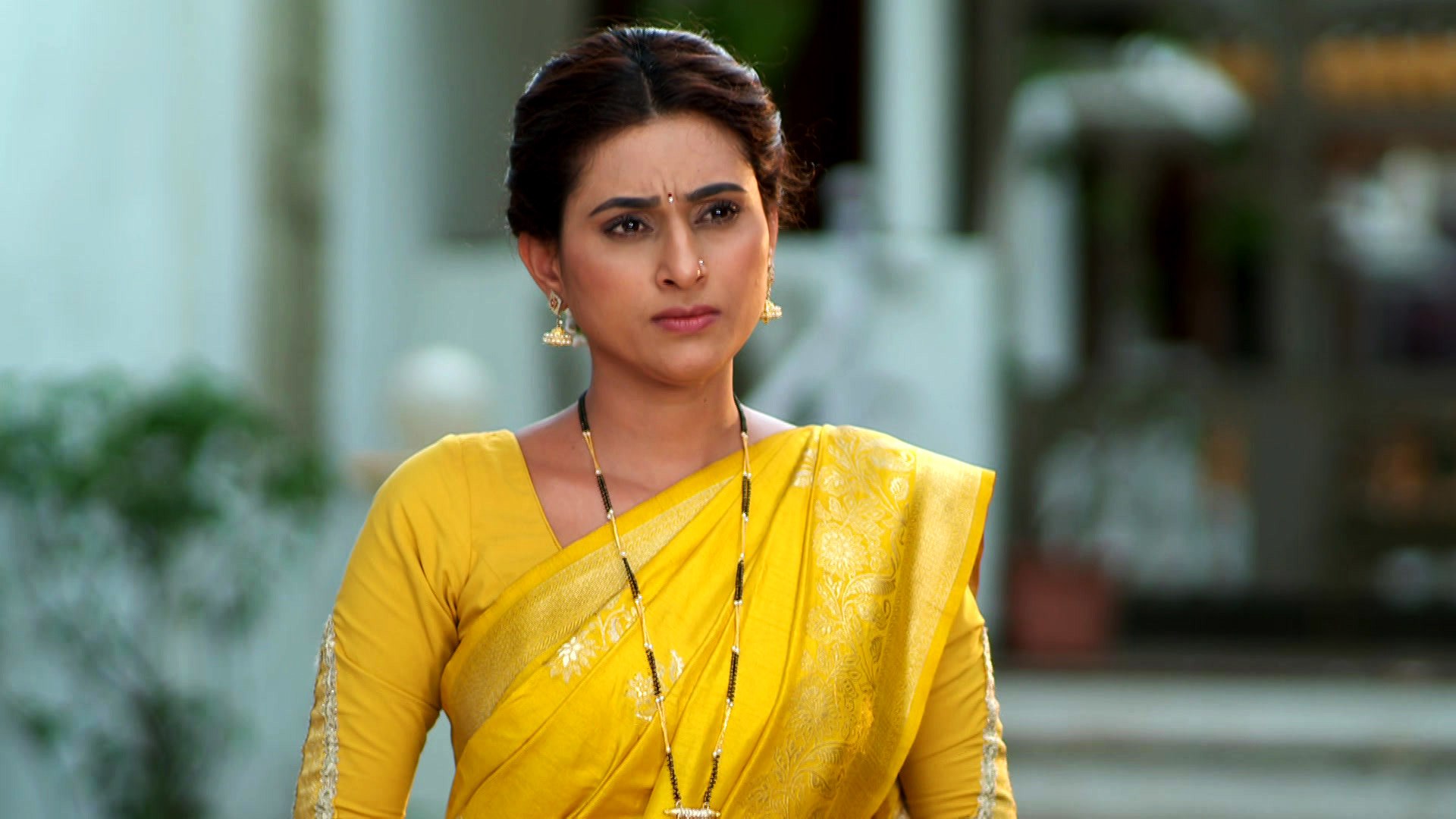 Watch Gharo Ghari Maatichya Chuli S1 Episode 389 on JioHotstar