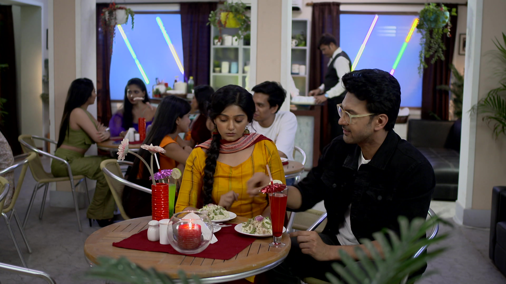 Watch Tunte S1 Episode 32 on JioHotstar