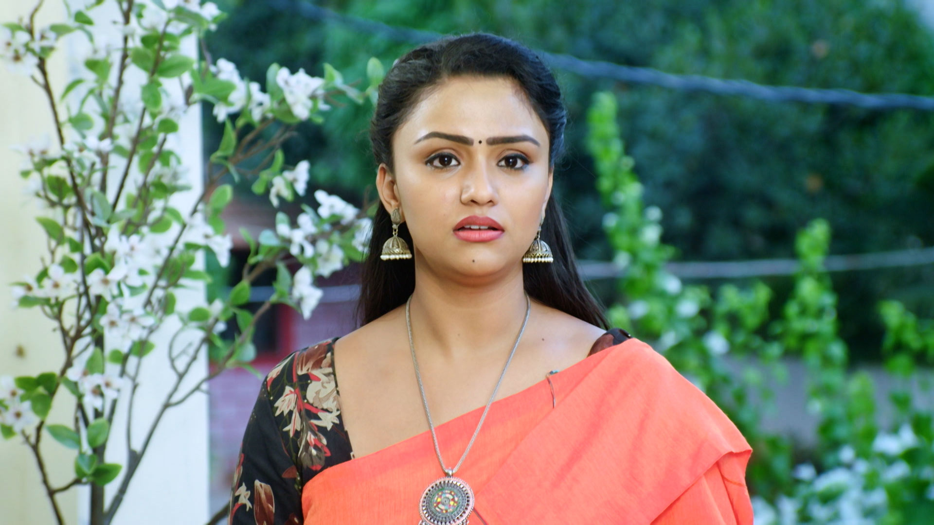Watch Vadhu S1 Episode 58 on JioHotstar