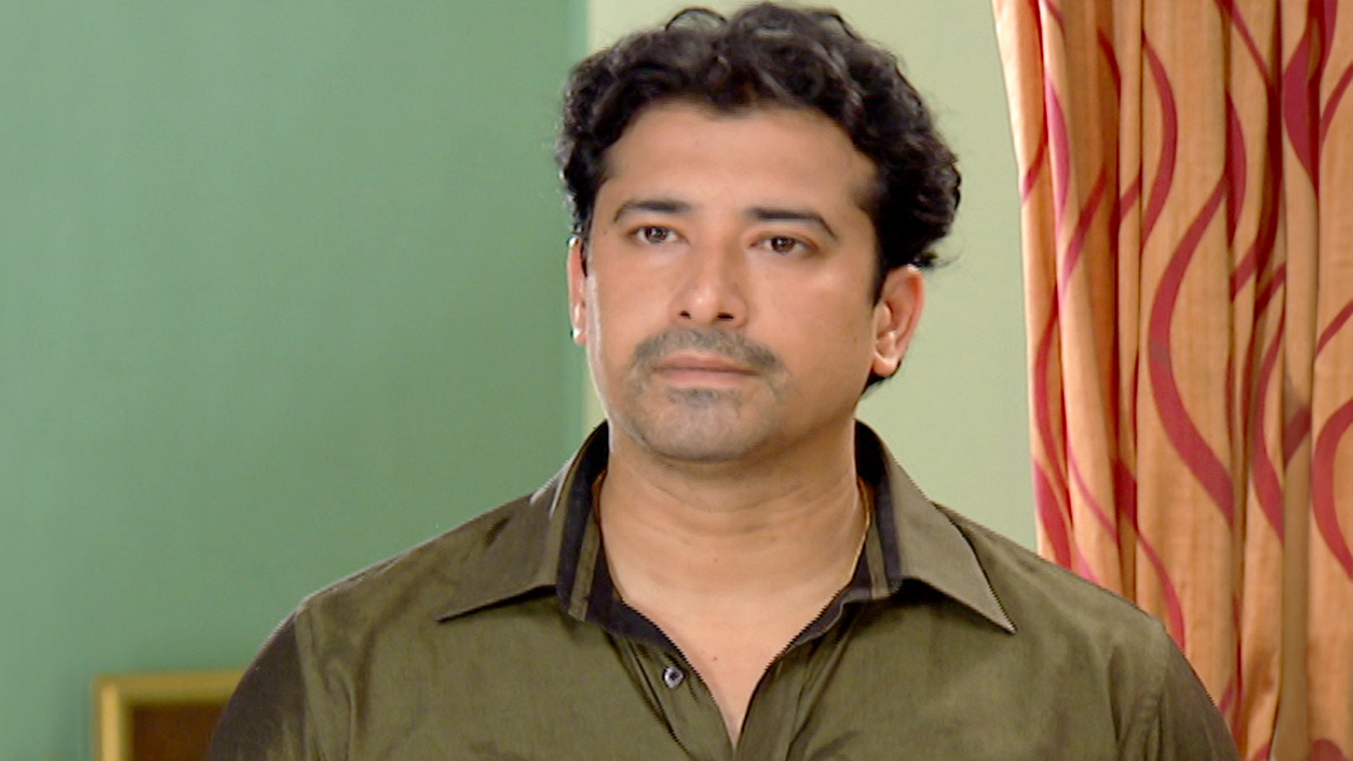 Watch Ishti Kutum S1 Episode 113 on JioHotstar