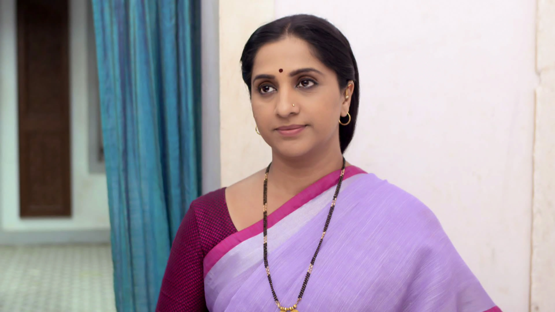Watch Aai Kuthe Kaay Karte S1 Episode 40 on JioHotstar