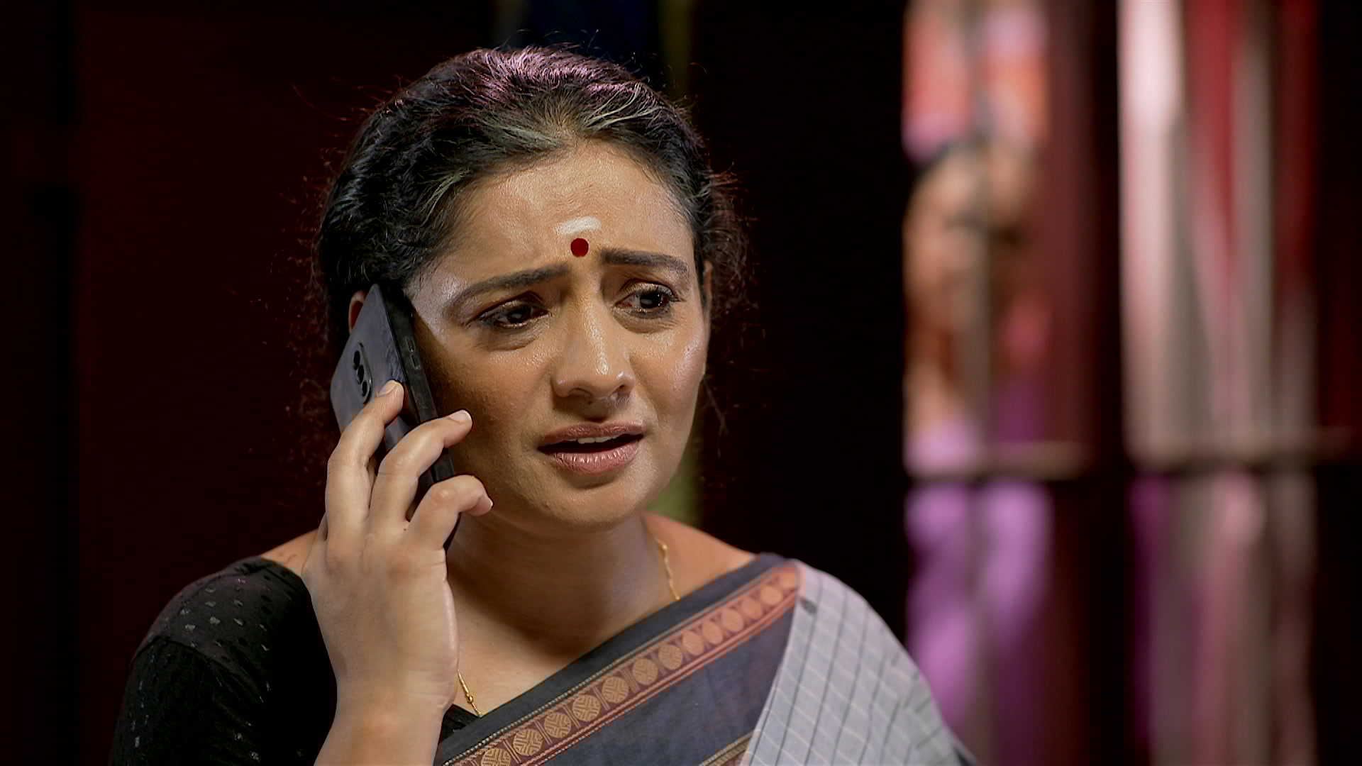 Stream A Shocker for Sumithra Season 4 Episode 1079 – A Shocker for Sumithra on Hotstar