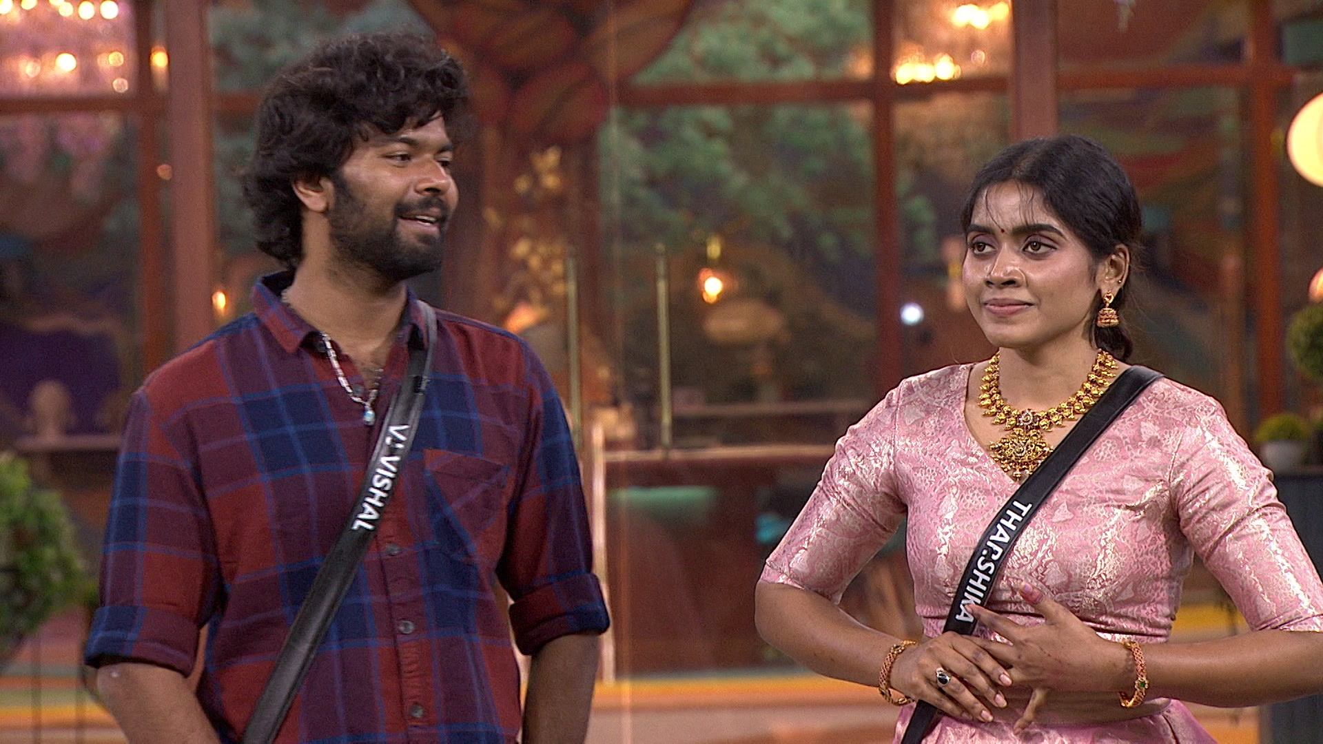 BB Tam: Vishal Apologises to Tharshika - JioHotstar