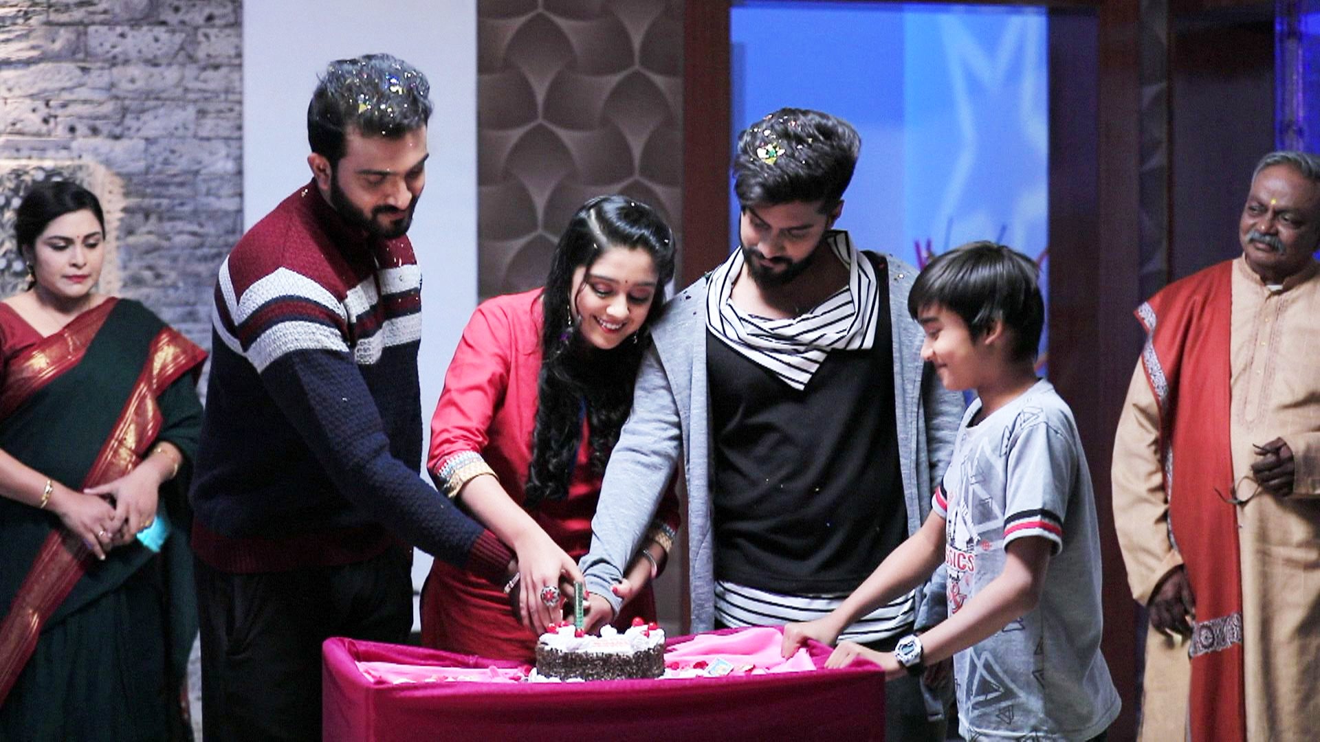 Watch Nammane Yuvarani S1 Episode 3 on JioHotstar