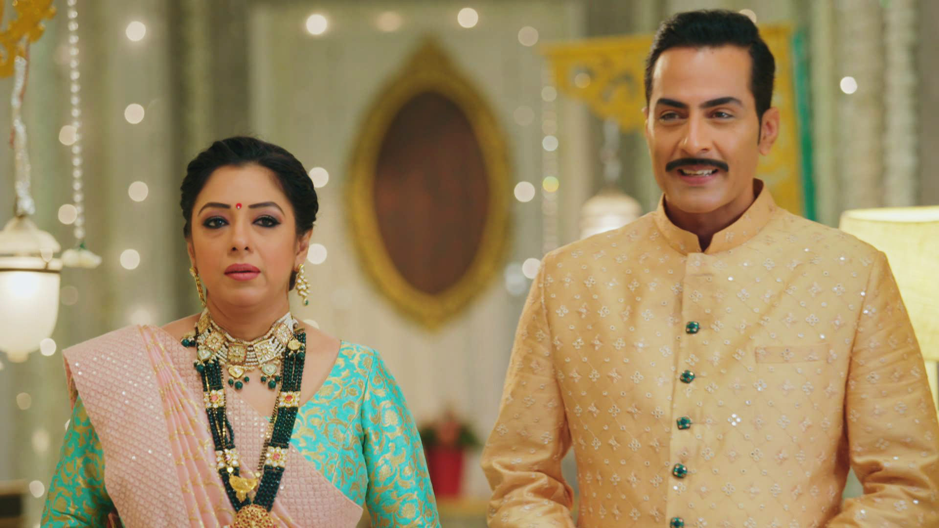 Watch New Episodes of anupama only on Watcho