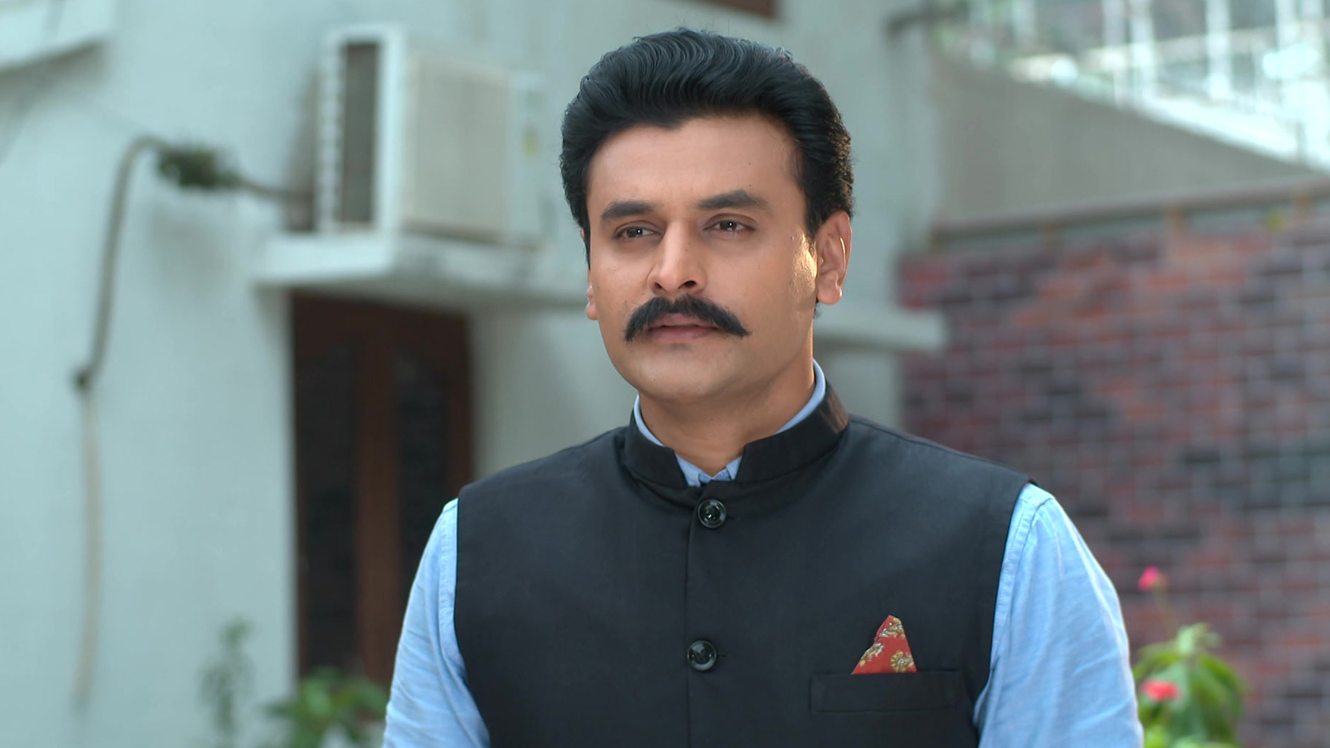 Watch Gharo Ghari Maatichya Chuli S1 Episode 392 on JioHotstar