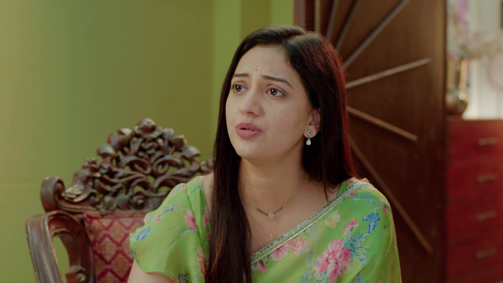 Stream Mukta Tries to Comfort Lucky Season 1 Episode 372 – Mukta Tries ...