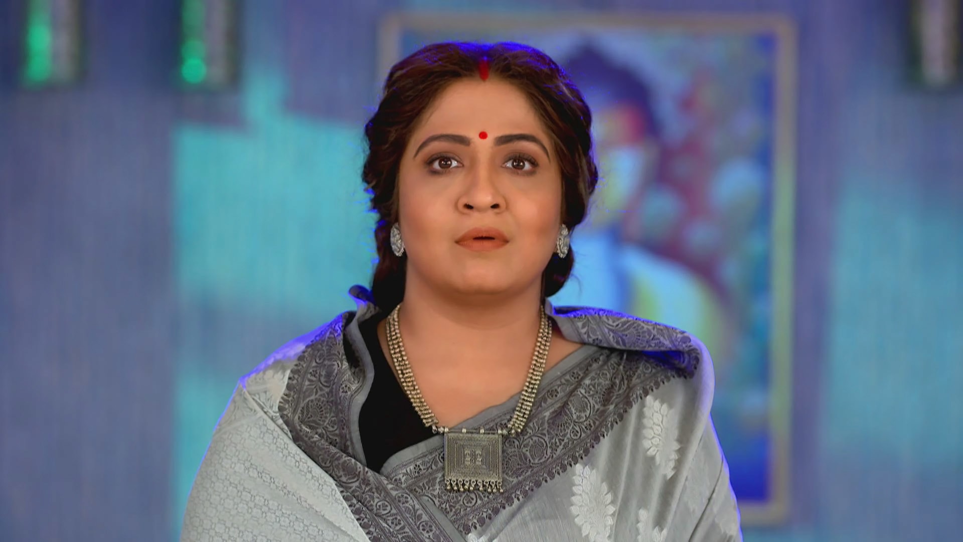 Watch Mon Phagun S1 Episode 261 on JioHotstar