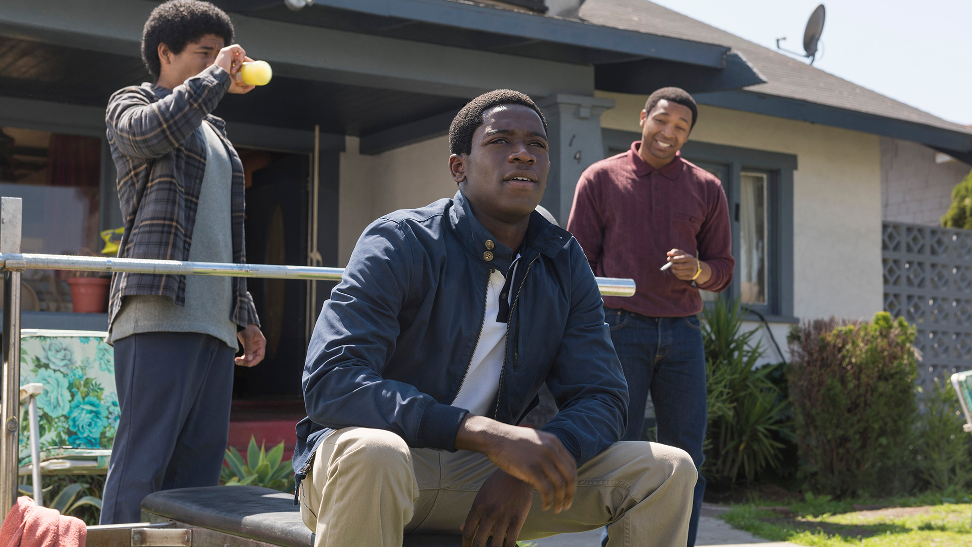 Watch Snowfall S2 Episode 7 on Disney+ Lebanon | English French ...