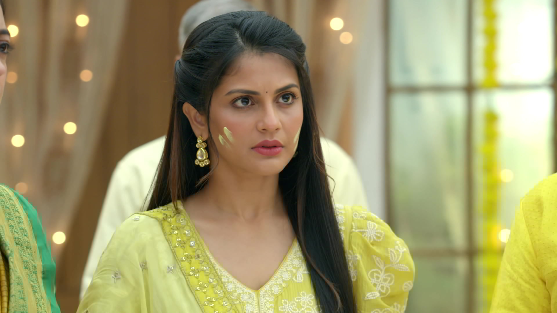 Stream Ishani Faces the Family's Pressure Season 1 Episode 542 – Ishani Faces the Family's ...