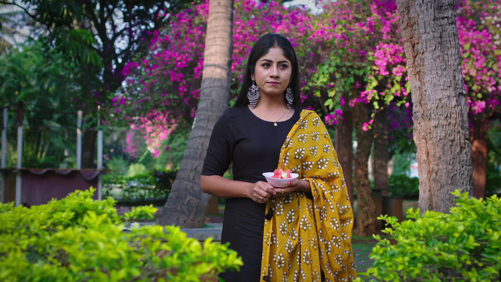 Watch Jenugudu S1 Episode 328 on JioHotstar