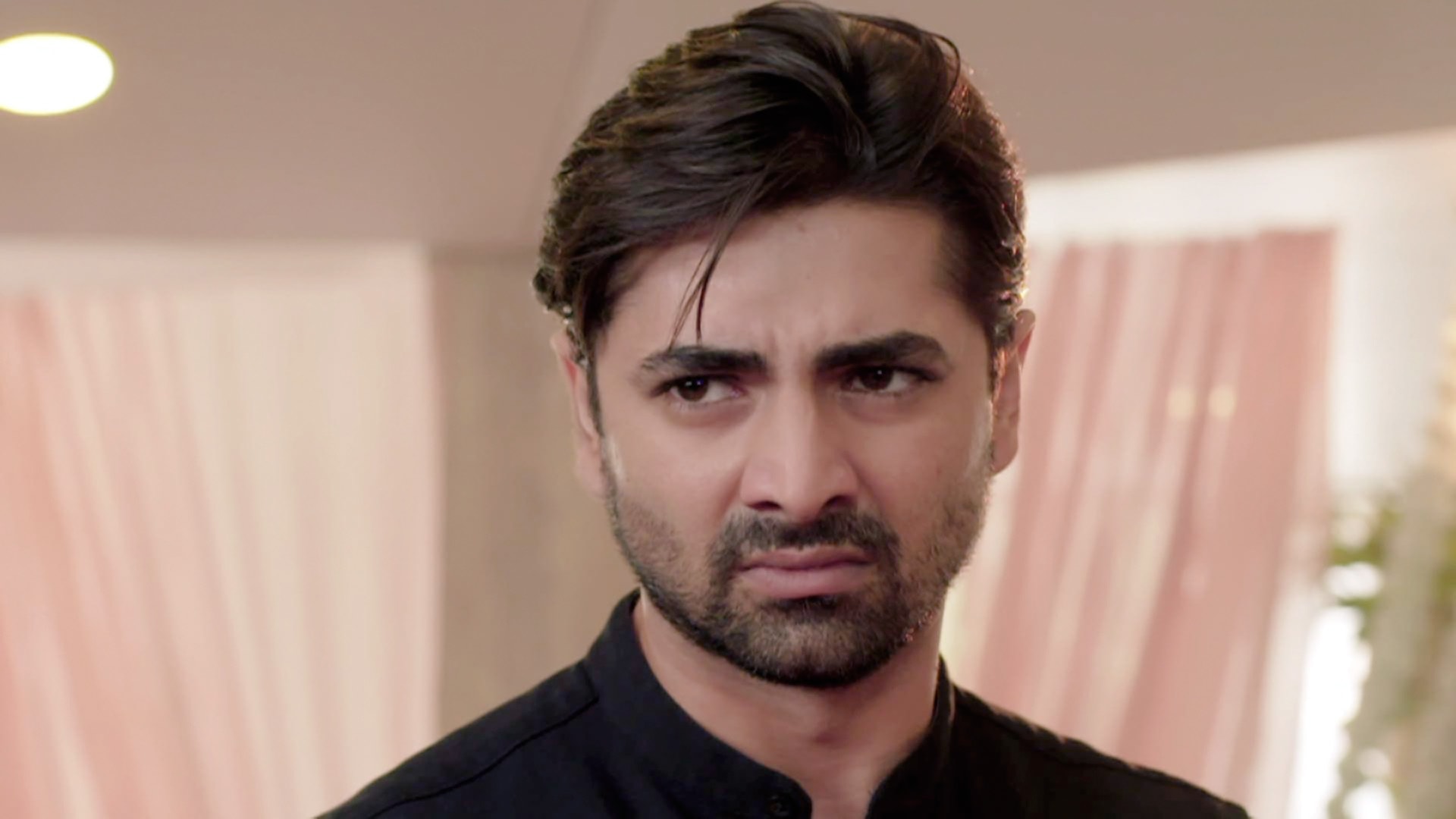 Watch Naksh Loses His Temper Online