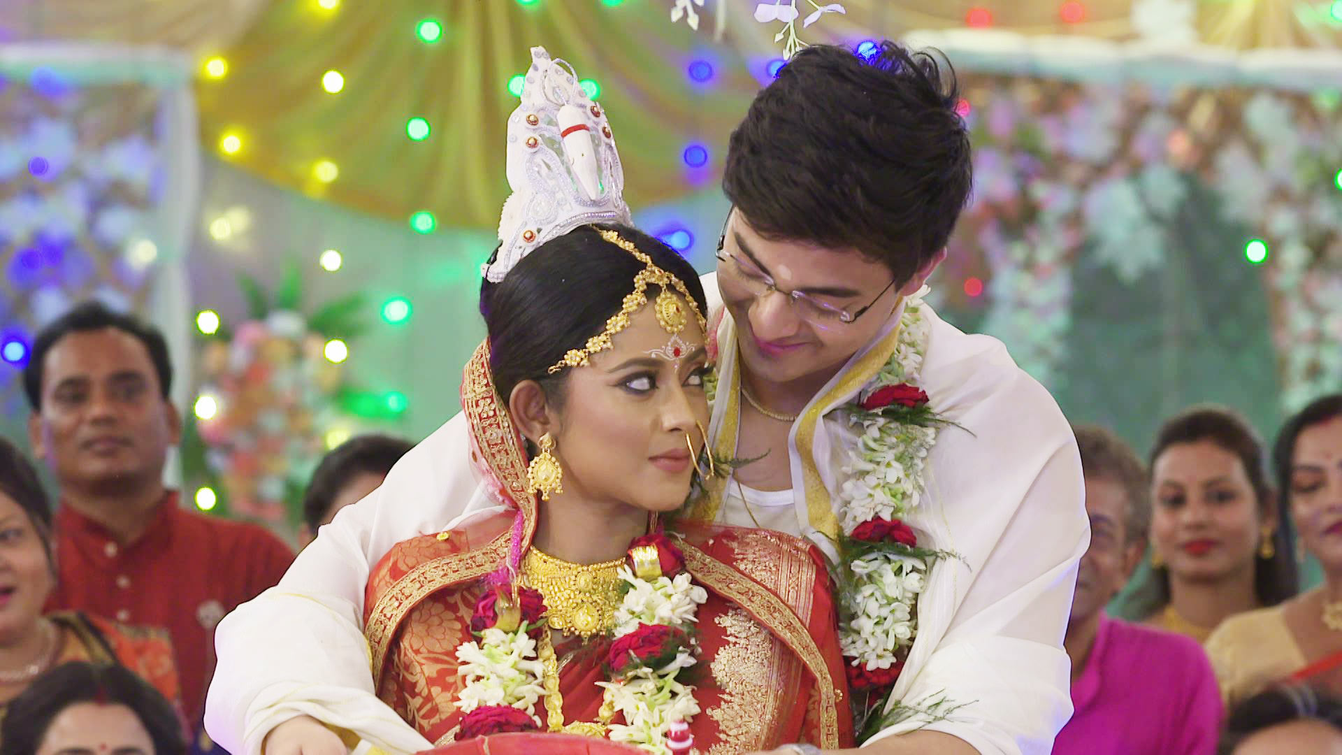 Watch Kyan, Noah Get Hitched Online