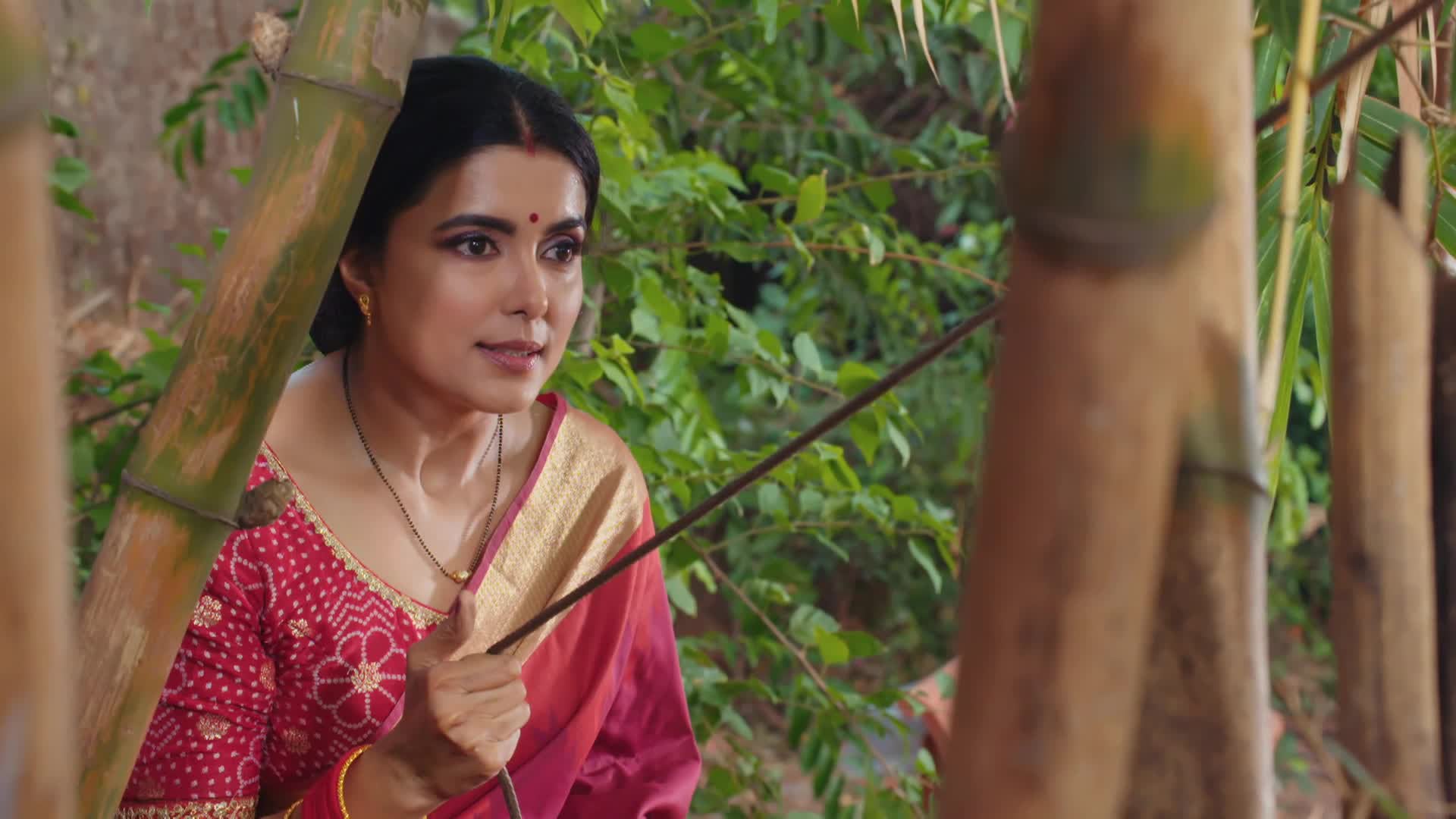 Watch Bekaaboo S1 Episode 28 on JioHotstar