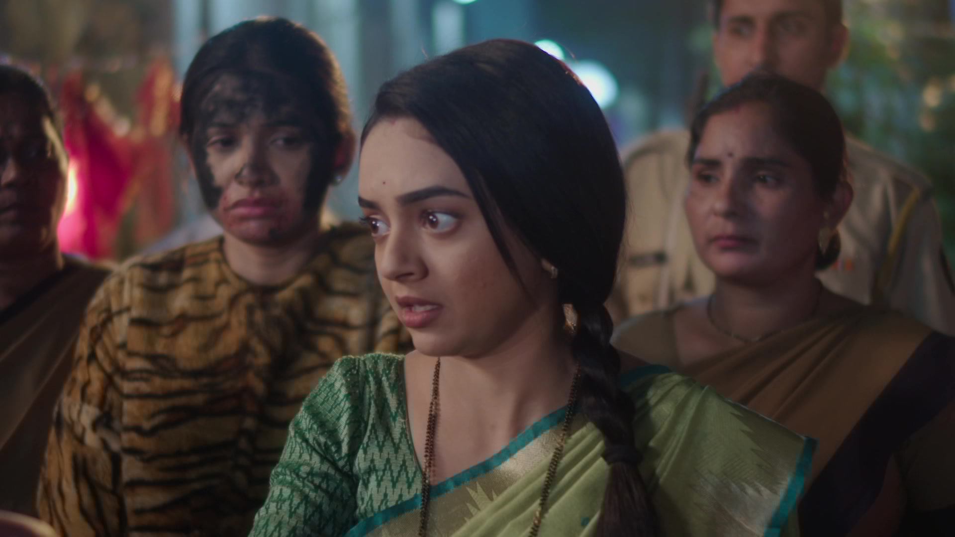 Watch Aboli Episode 1016 on JioHotstar