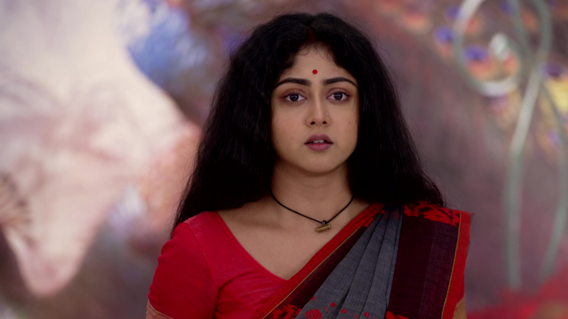 Watch Ponchomi S1 Episode 198 on JioHotstar