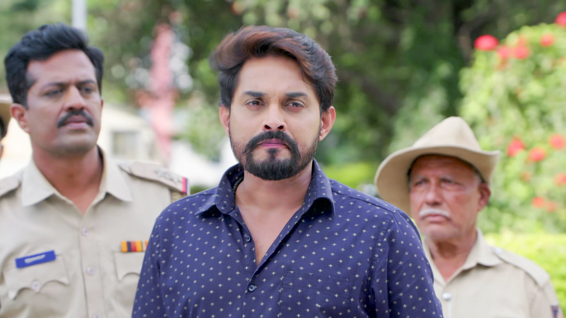 Watch Sharade S1 Episode 233 on JioHotstar