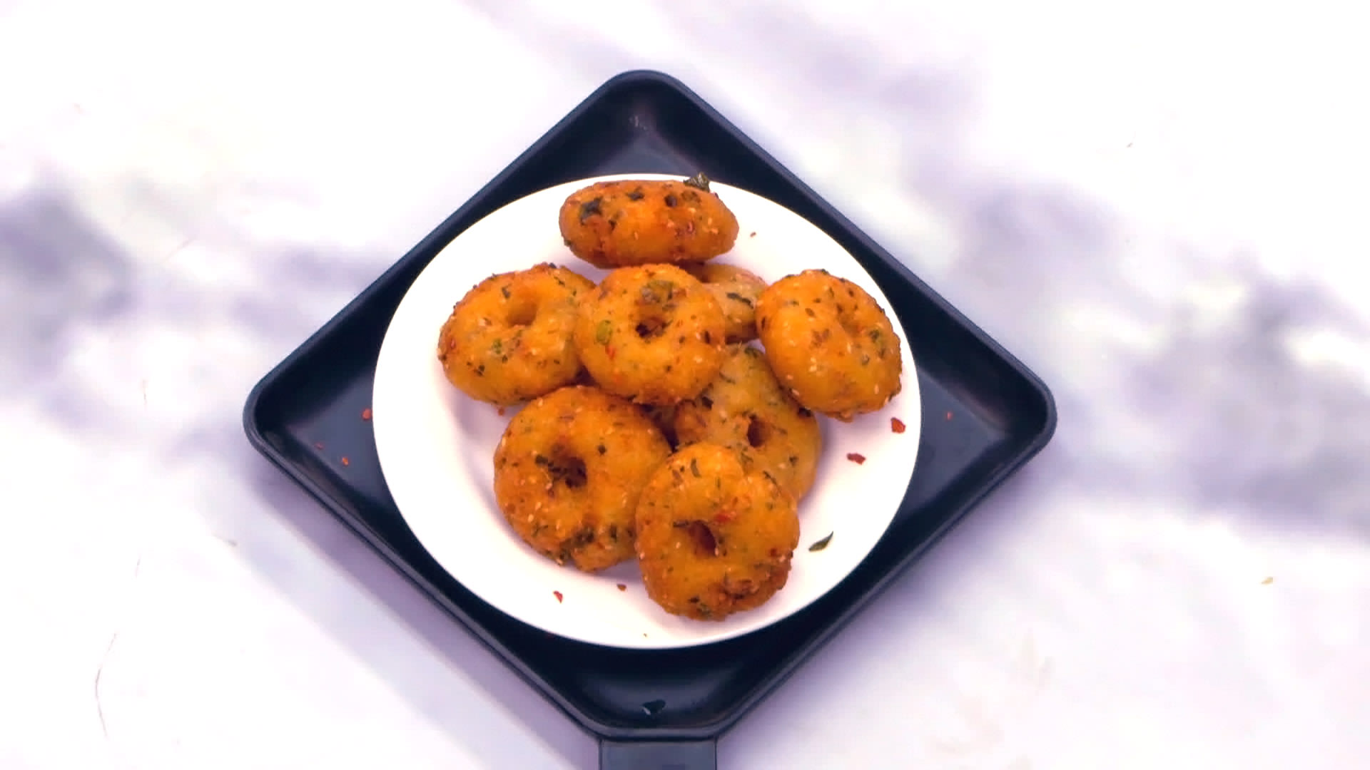 Watch Bombat Bhojana Episode 114 on Disney+ Hotstar