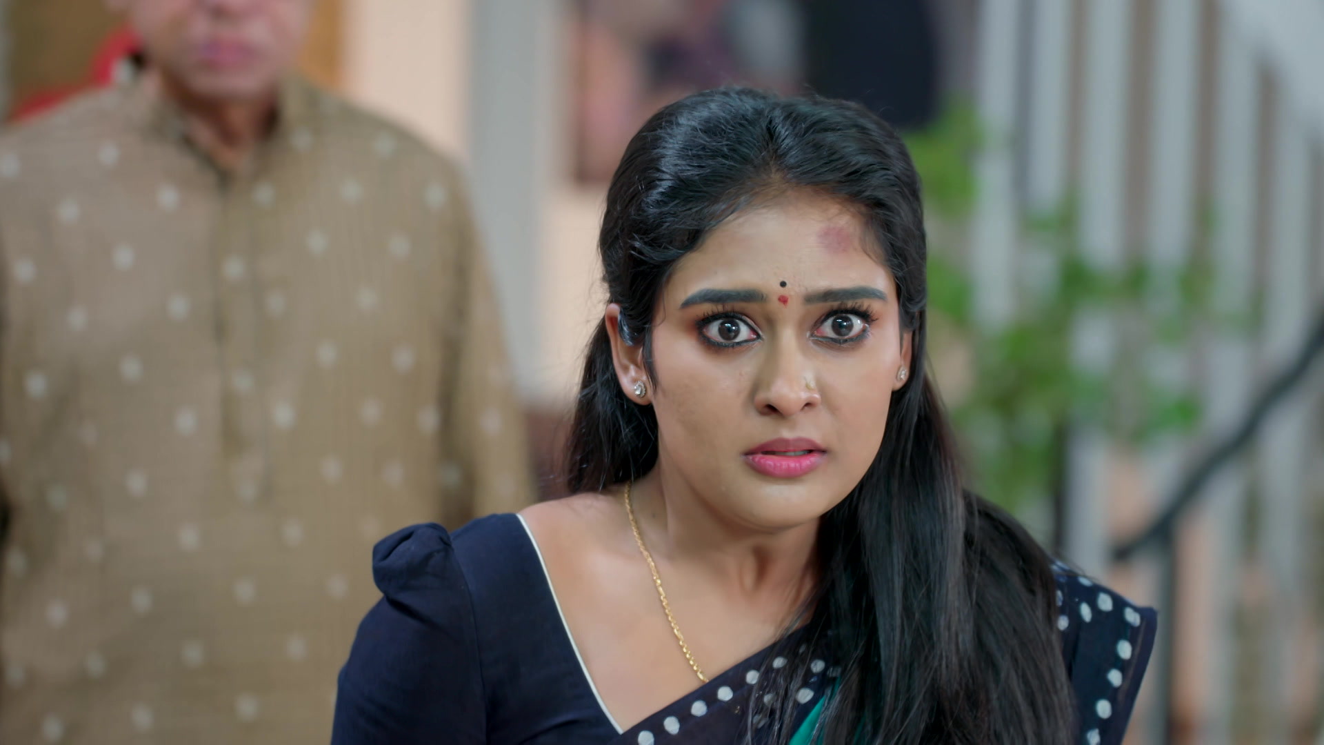 Watch Sharade S1 Episode 209 on JioHotstar