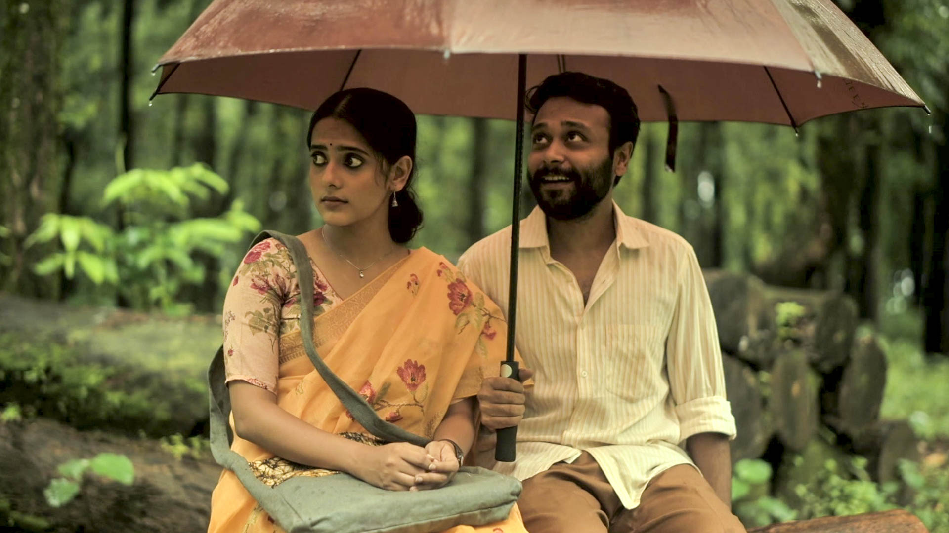 Watch Daayan Episode 2 on JioHotstar