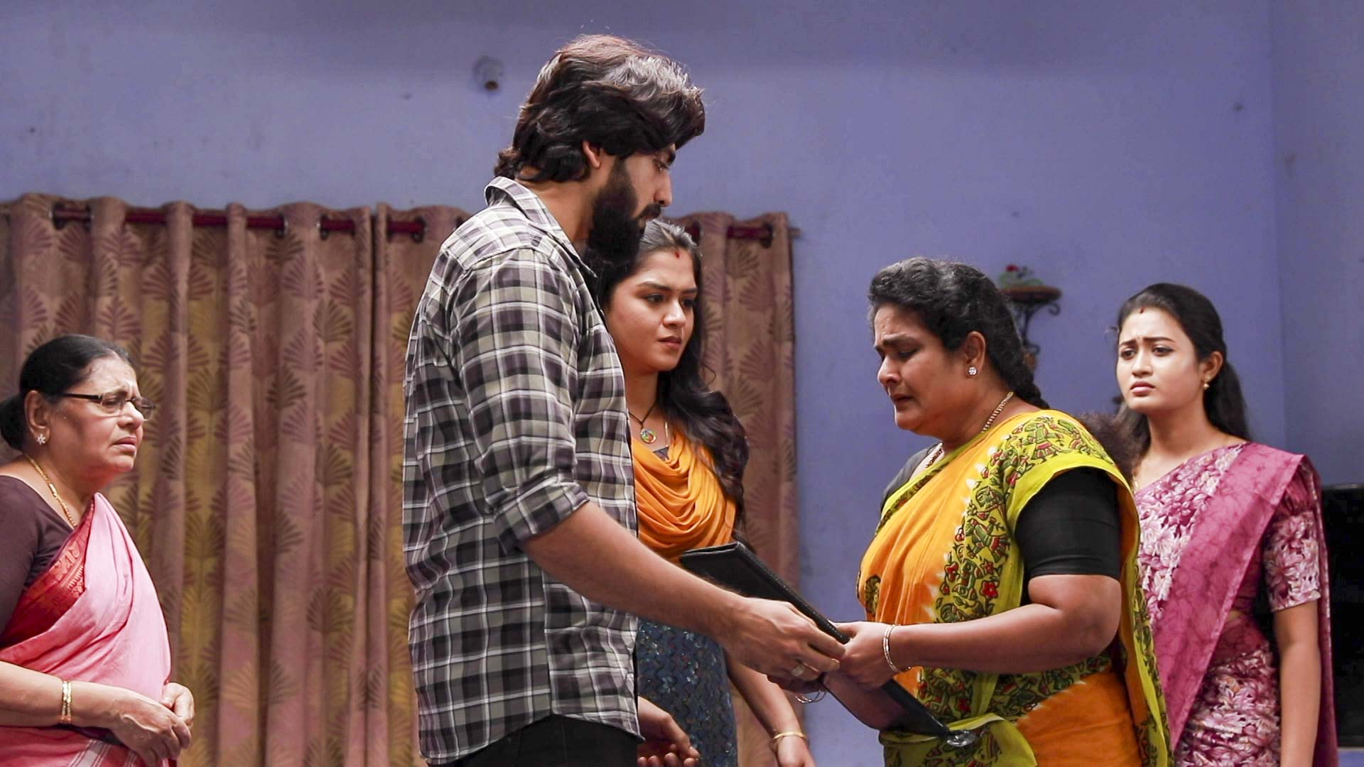 Watch Mahanadhi S1 Episode 688 on JioHotstar