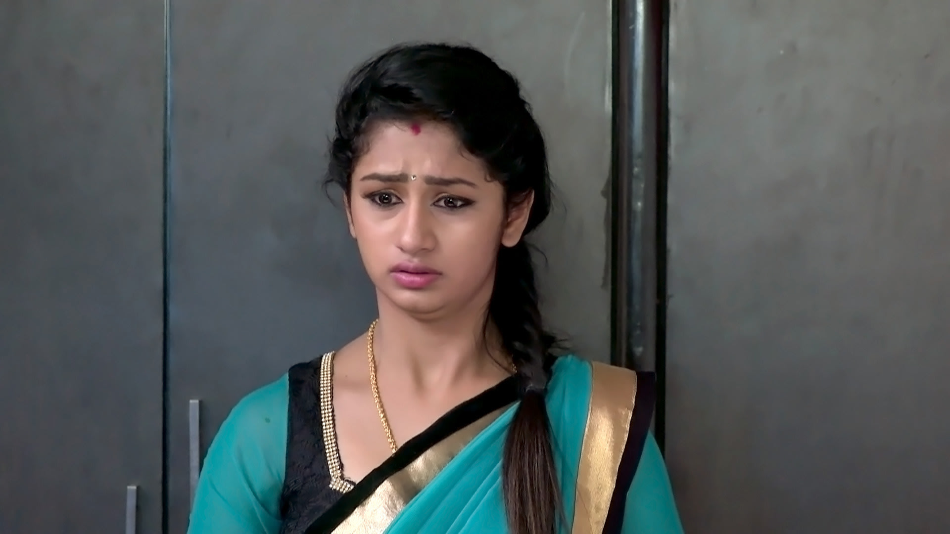 Watch Meera Is Worried Online