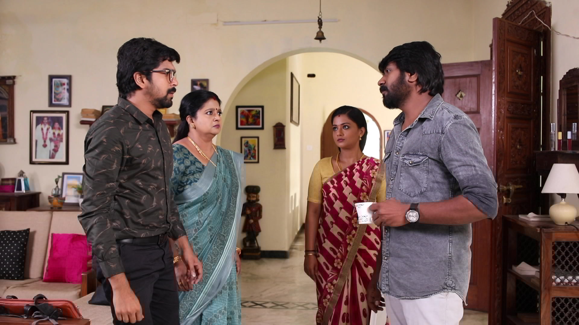 Watch Siragadikka Aasai Episode 67 on JioHotstar