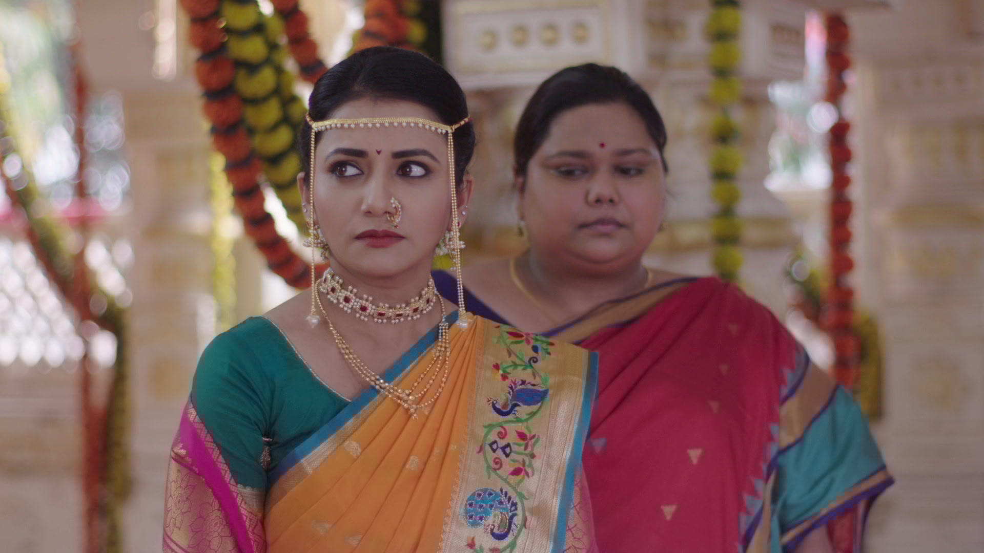 Watch tharala-tar-mag All Episodes | Watcho