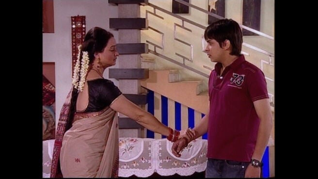 Watch Chhuta Chheda S1 Episode 407 on JioHotstar