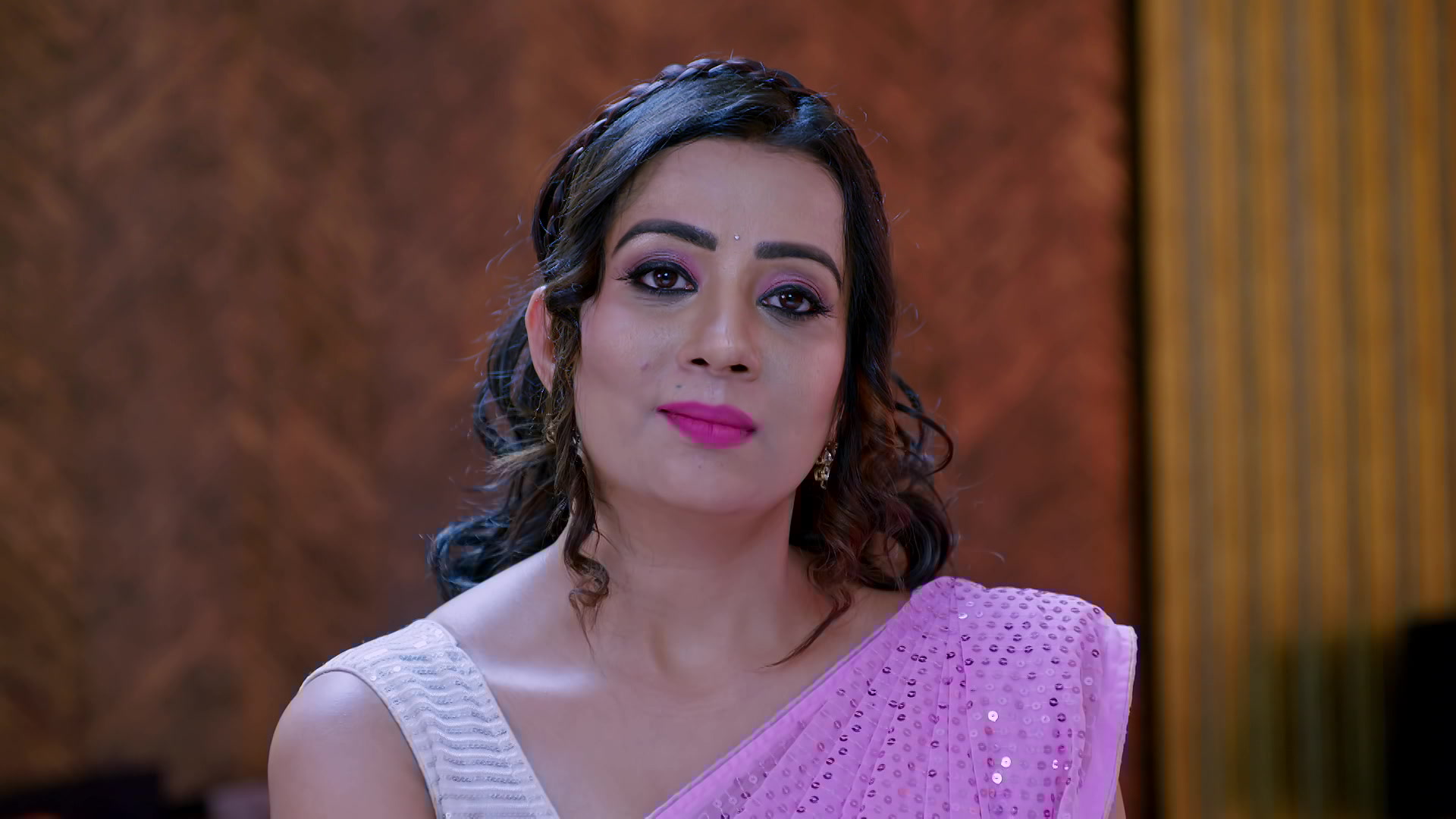 Watch Mandara's Unusual Move Online