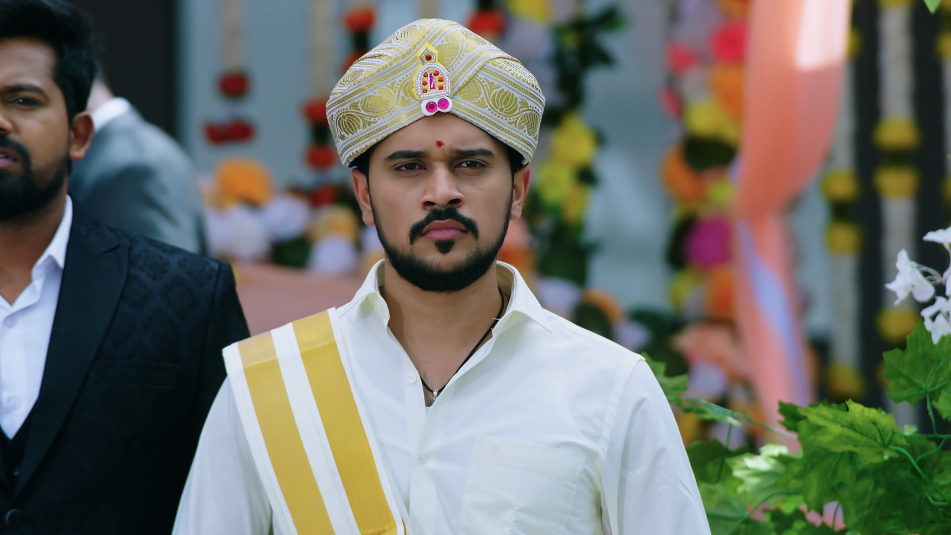 Watch Yajamana Episode 20 on JioHotstar