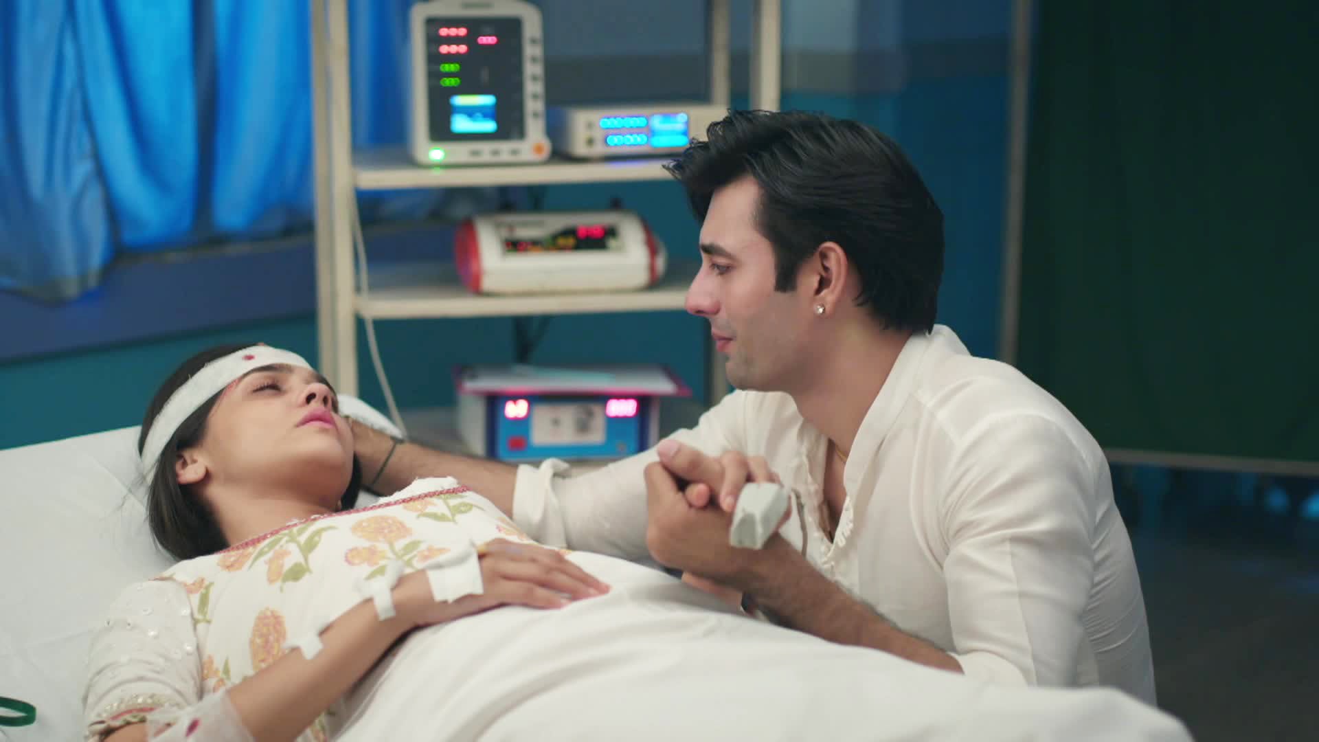 Watch Durga - Atoot Prem Kahani Episode 53 on JioHotstar