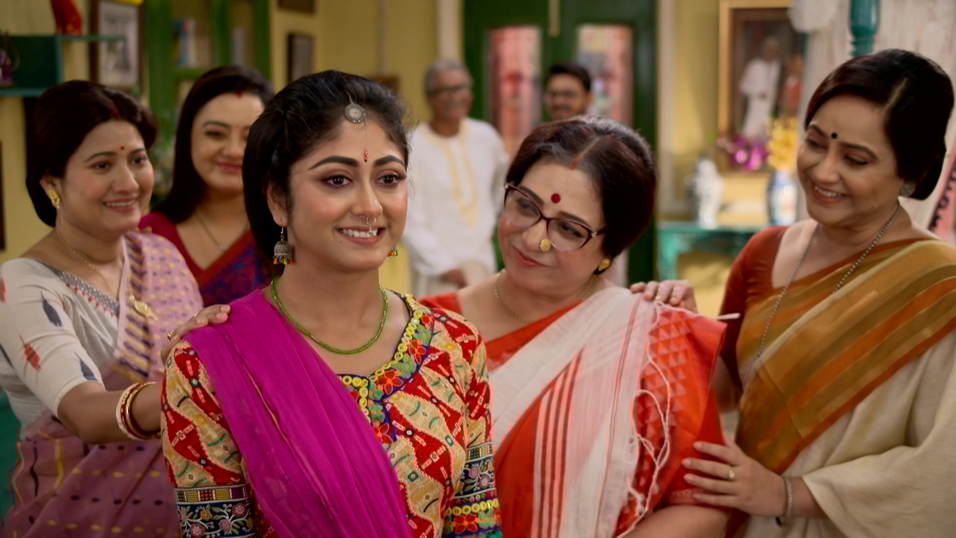 Watch Kothha Episode 517 on JioHotstar