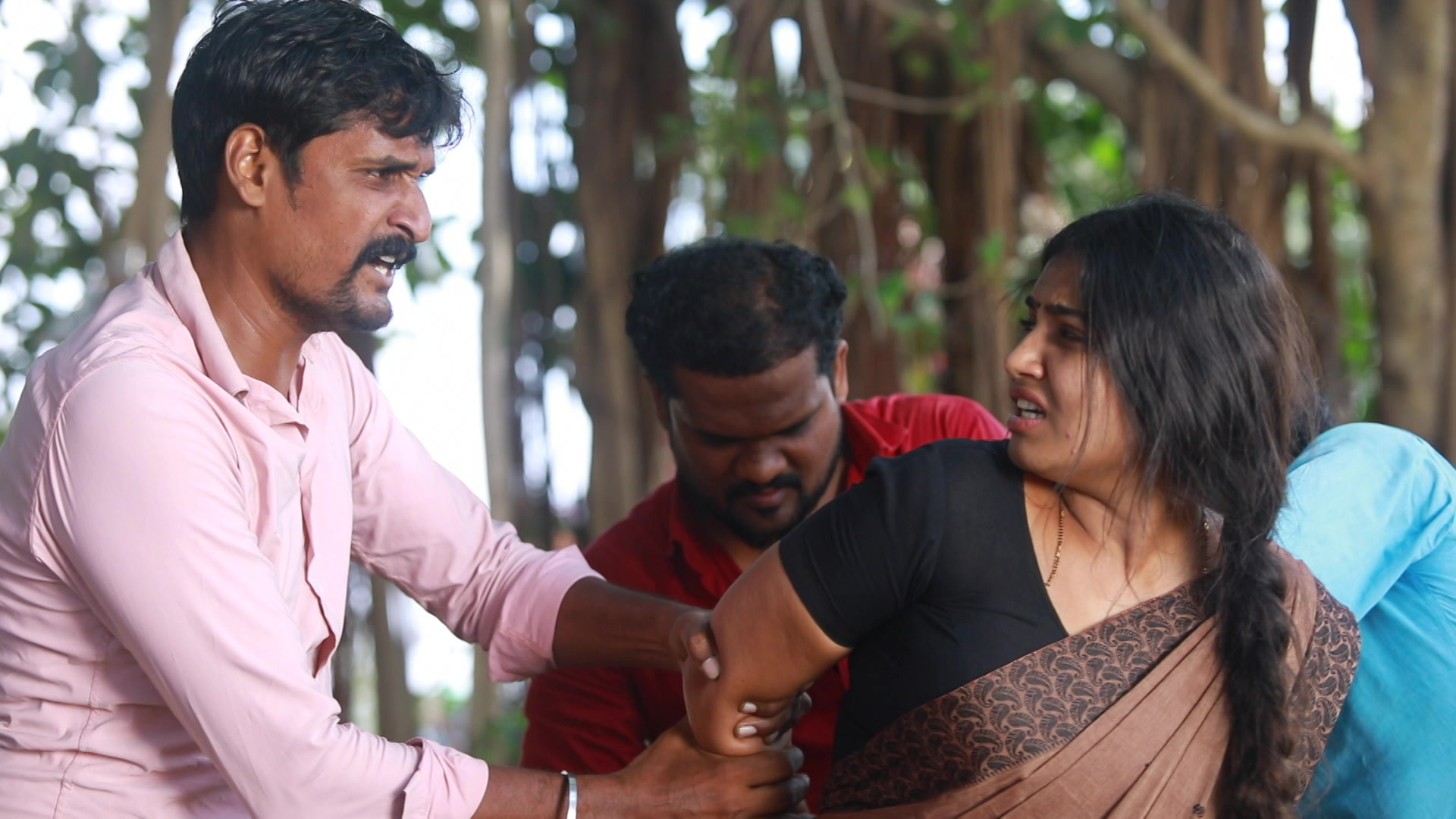 Watch Chellamma S1 Episode 196 on JioHotstar