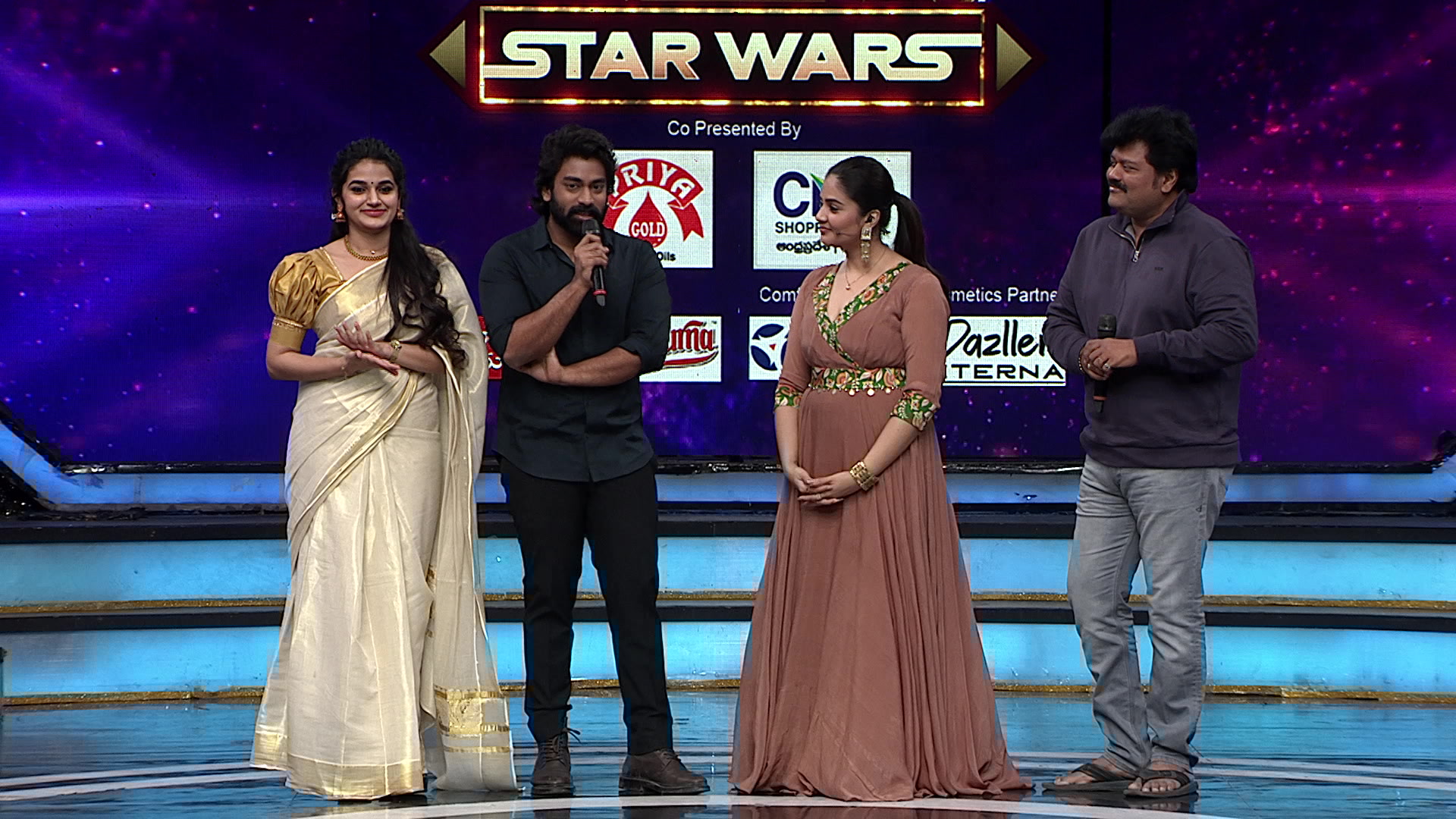 Watch New Episodes of adivaram-with-star-maa-parivaram only on Watcho