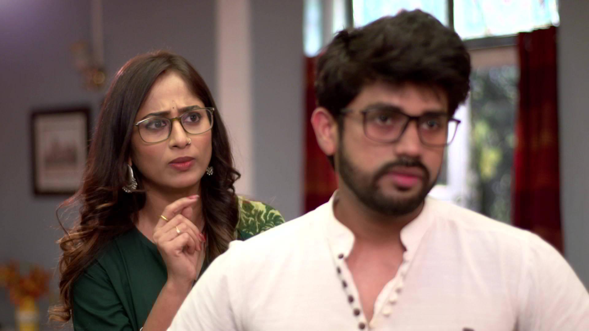 Watch Thipkyanchi Rangoli S1 Episode 436 on JioHotstar