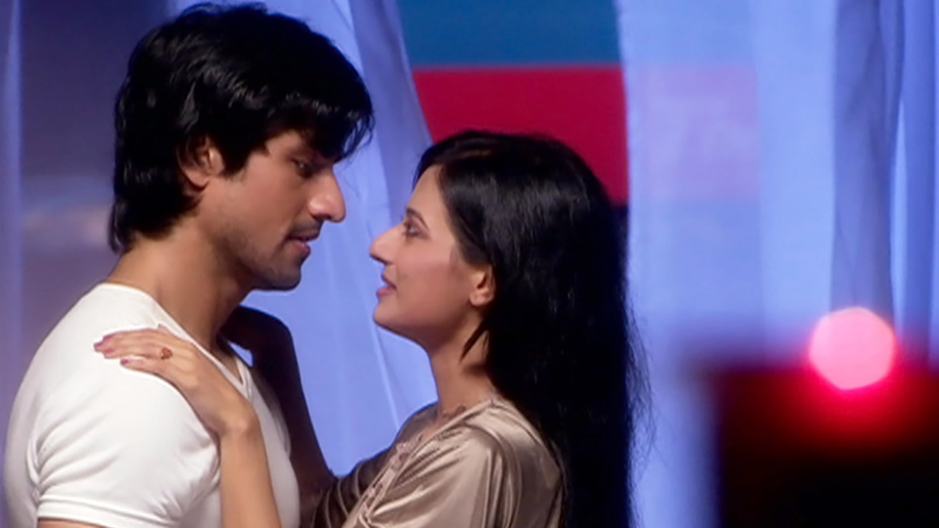 Watch Tere Liye S1 Episode 74 on JioHotstar