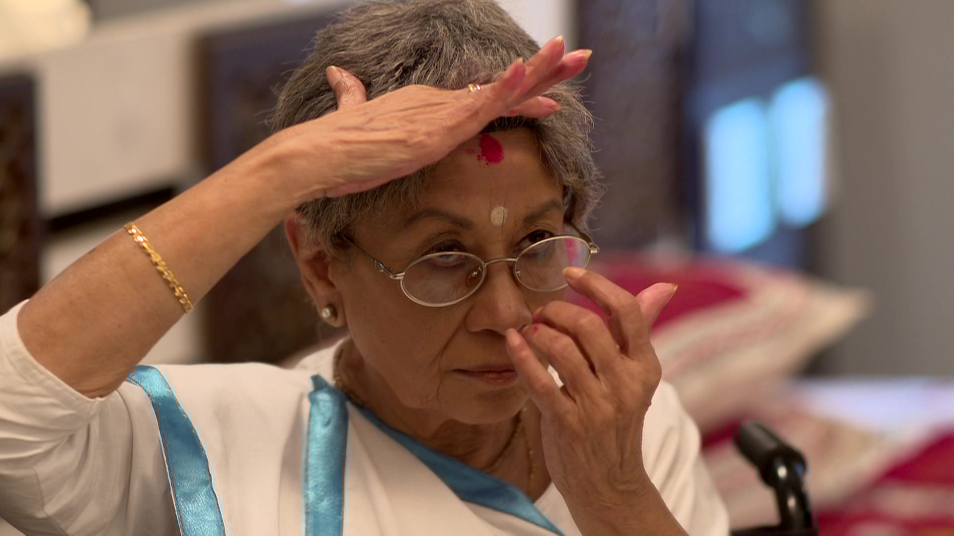 Watch Cheeni S1 Episode 184 on JioHotstar